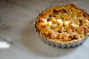 Apple Pie for Two {small batch baking} - In Jennie's Kitchen