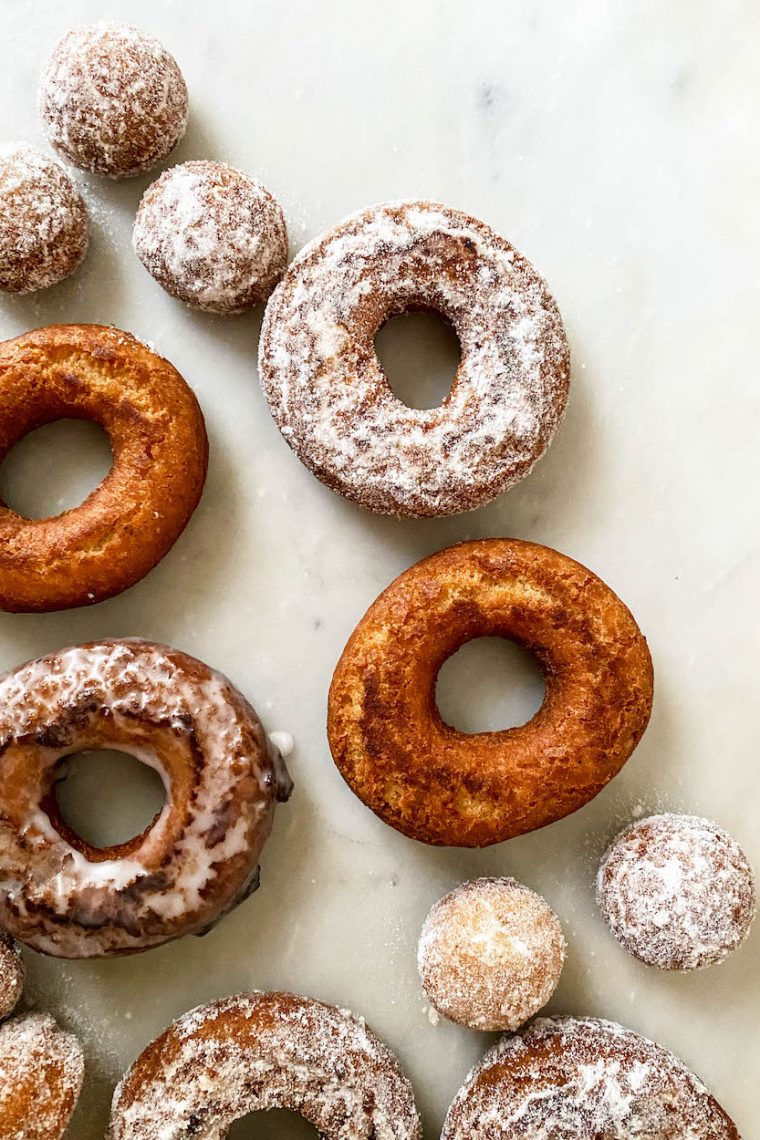 Easy Vanilla Sugar Doughnuts {Ciambelle di Kippur} - In Jennie's Kitchen